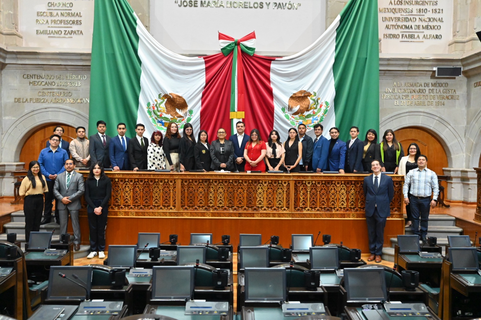 CARMEN DE LA ROSA IMPULSA INCLUSIÓN JUVENIL EN TEMAS LEGISLATIVOS ...